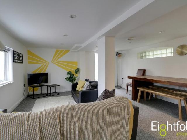 1 bedroom terraced house to rent