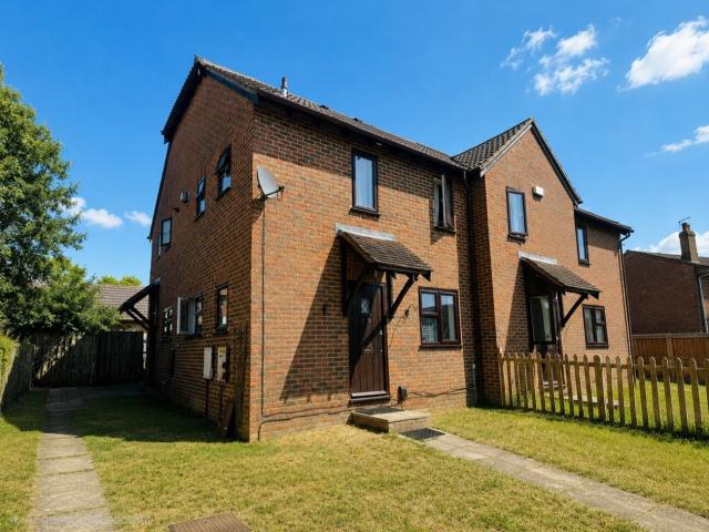 1 bedroom terraced house to rent