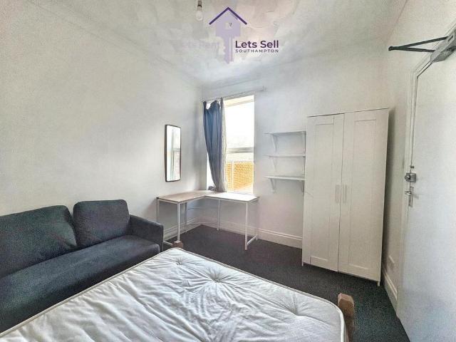 1 bedroom terraced house to rent