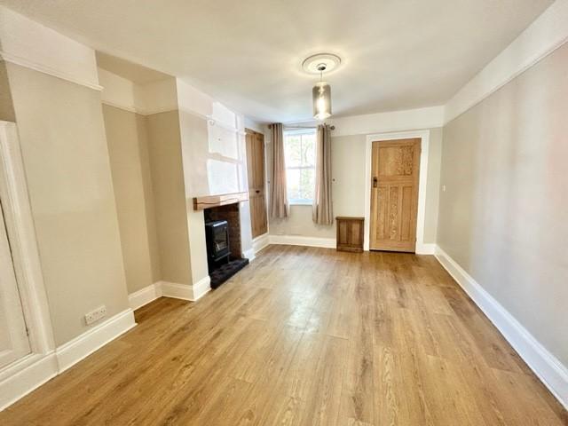 1 bedroom terraced house to rent