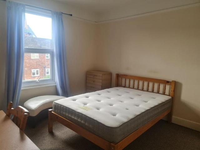1 bedroom terraced house to rent