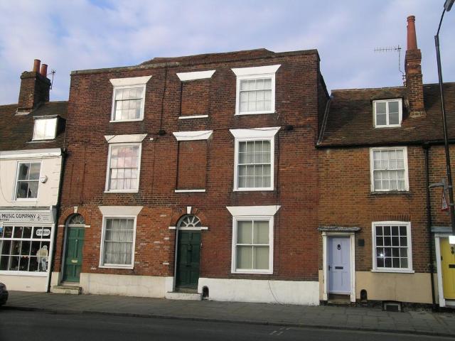 1 bedroom terraced house to rent