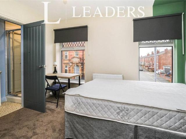 1 bedroom terraced house to rent