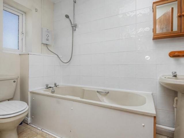 1 bedroom terraced house to rent