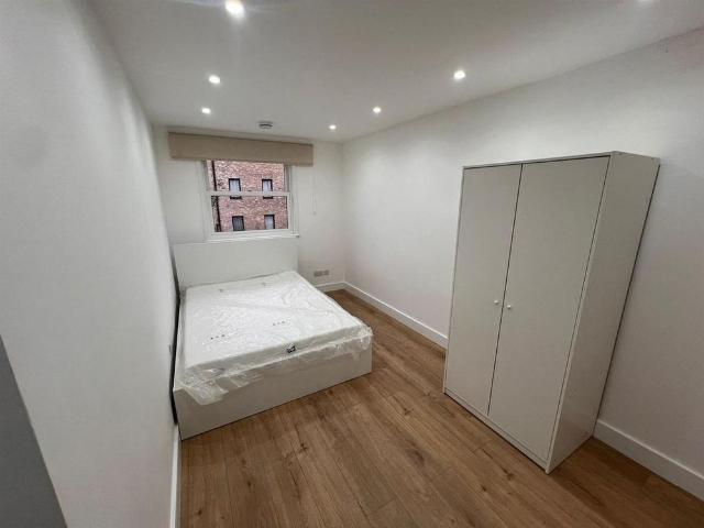 1 bedroom terraced house to rent