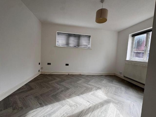 1 bedroom terraced house to rent