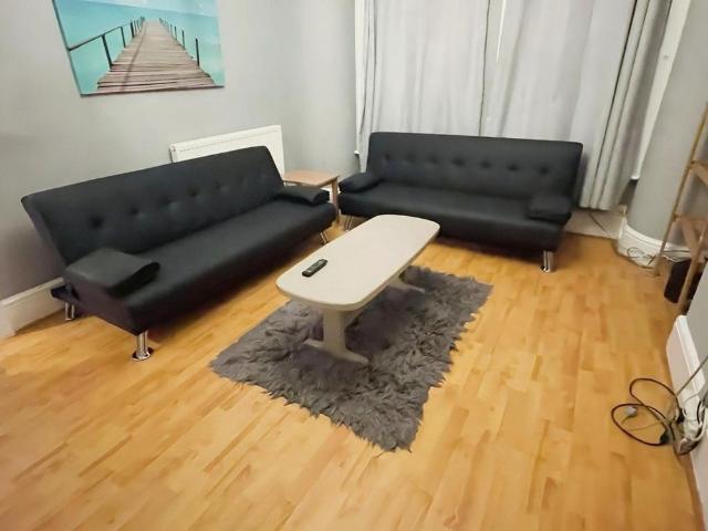 1 bedroom terraced house to rent