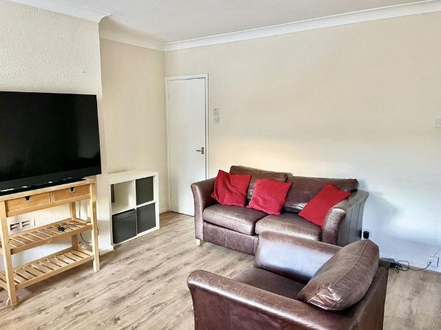 1 bedroom terraced house to rent