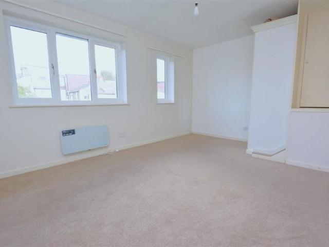 1 bedroom terraced house to rent