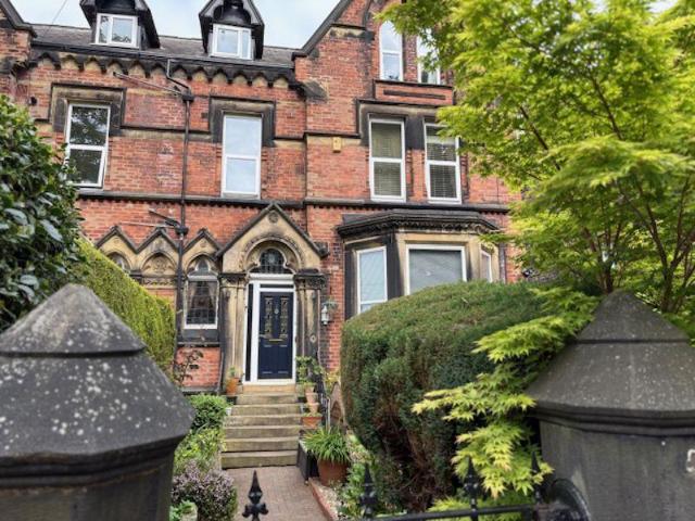 1 bedroom terraced house to rent