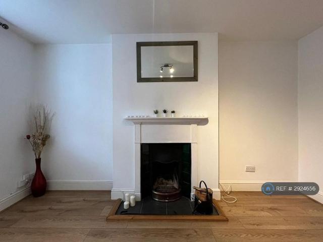 1 bedroom terraced house to rent