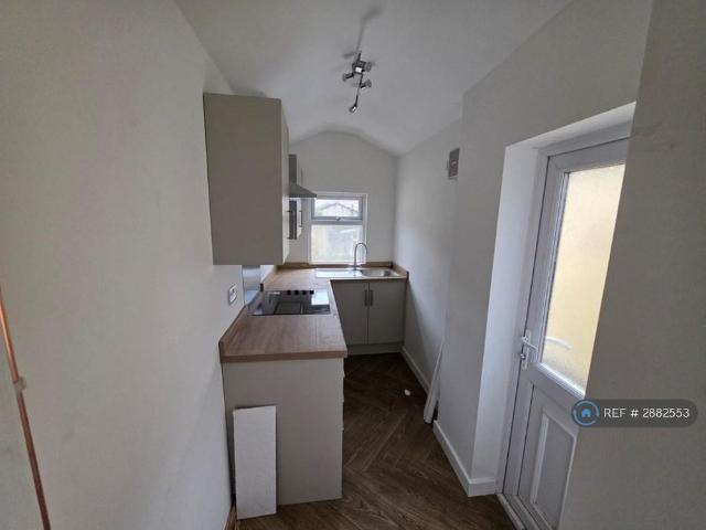 1 bedroom terraced house to rent