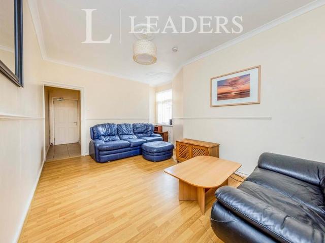 1 bedroom terraced house to rent