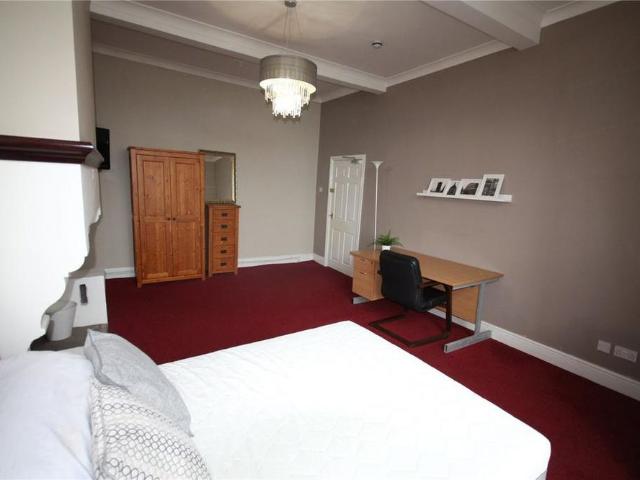 1 bedroom terraced house to rent