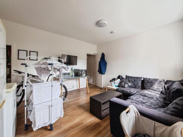 1 bedroom terraced house to rent