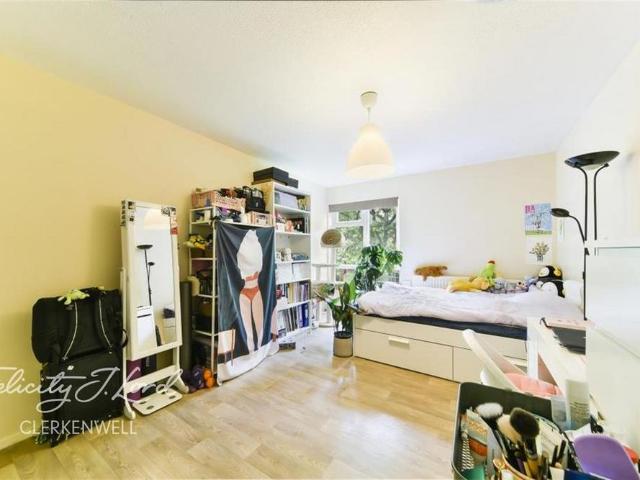 1 bedroom terraced house to rent