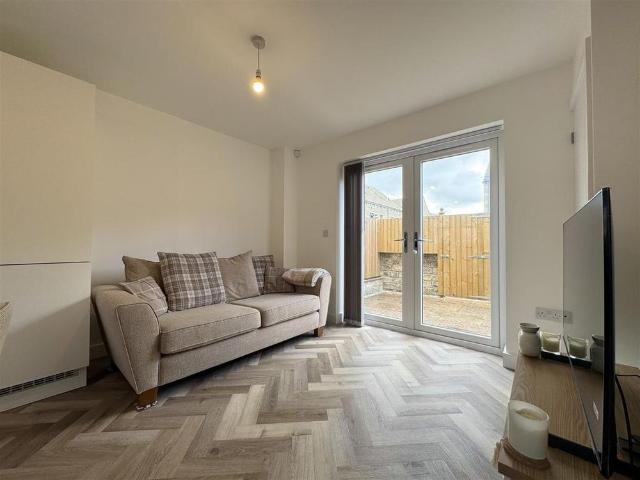 1 bedroom terraced house to rent