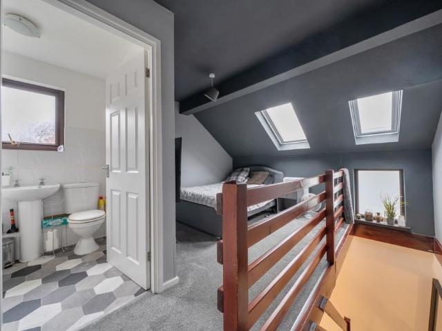 1 bedroom terraced house to rent