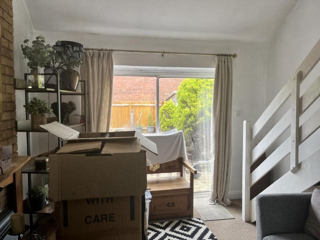 1 bedroom terraced house to rent