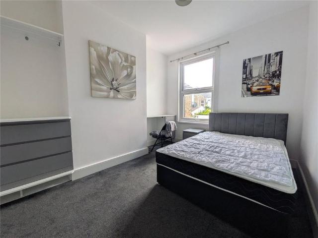 1 bedroom terraced house to rent