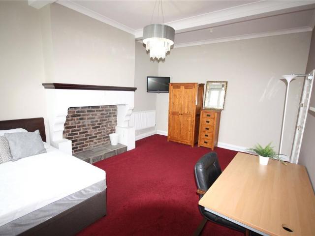 1 bedroom terraced house to rent