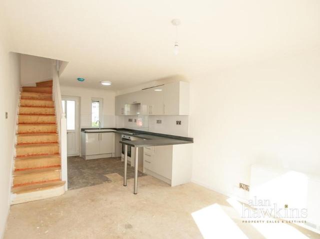 1 bedroom terraced house to rent