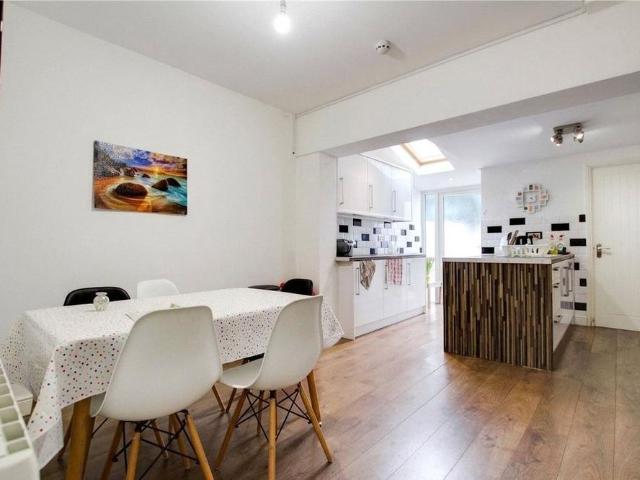 1 bedroom terraced house to rent