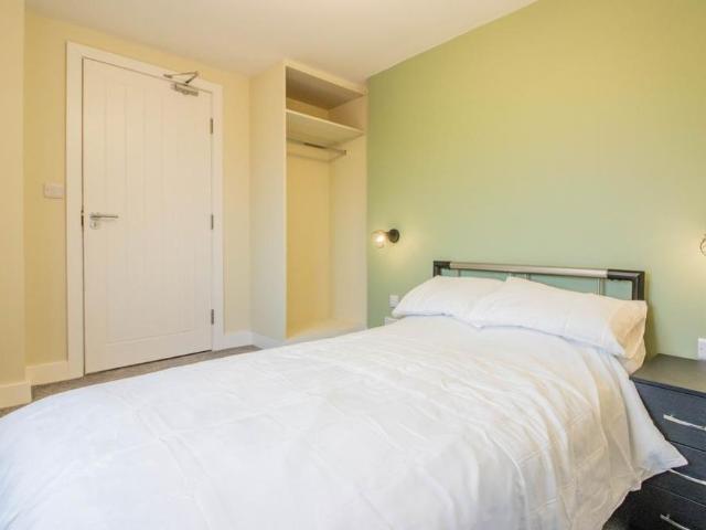 1 bedroom terraced house to rent