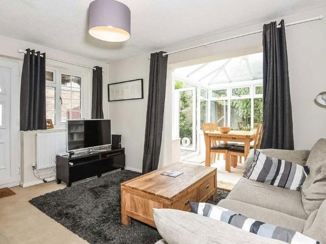 1 bedroom terraced house to rent