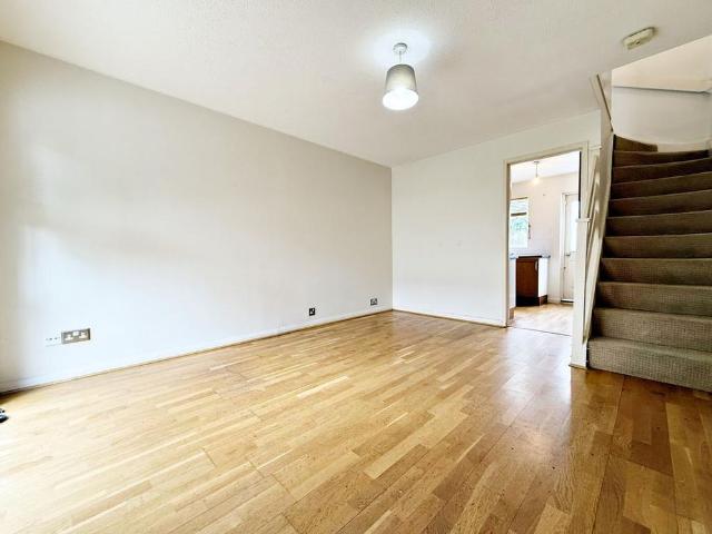 1 bedroom terraced house to rent