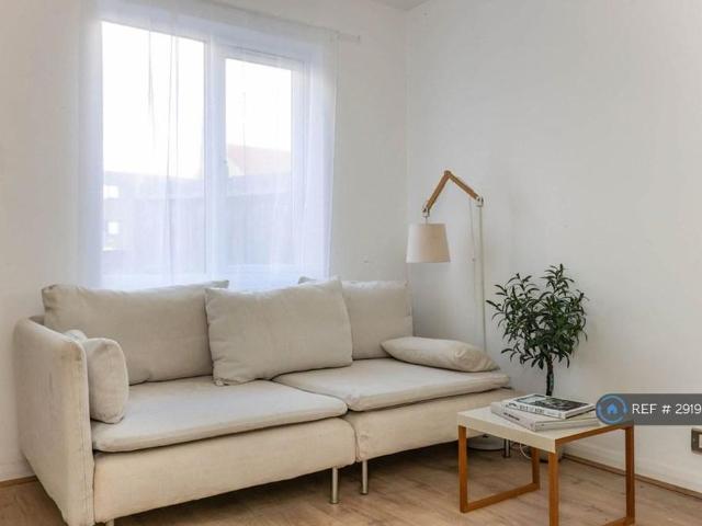 1 bedroom terraced house to rent