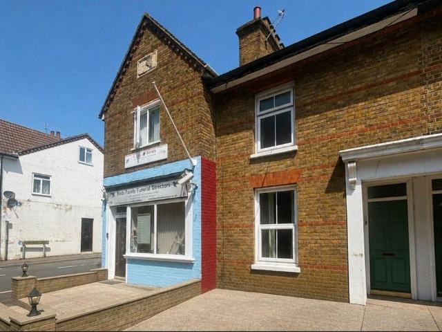 1 bedroom terraced house to rent