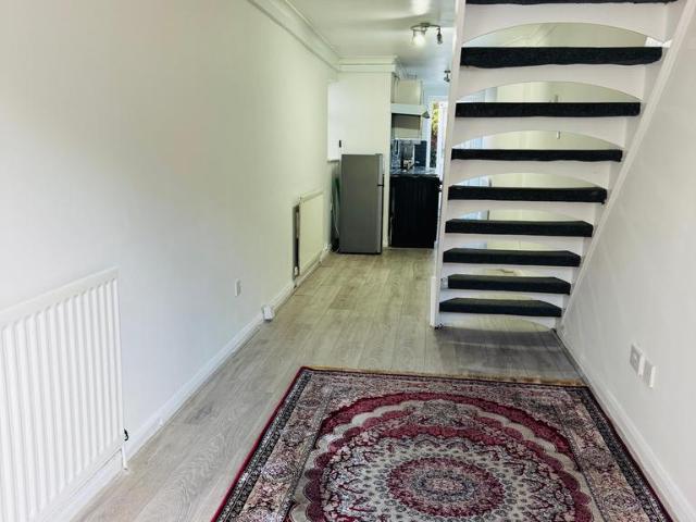 1 bedroom terraced house to rent