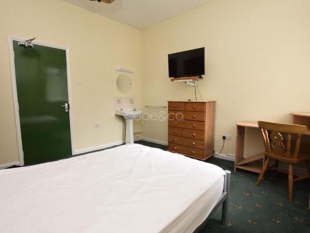 1 bedroom terraced house to rent