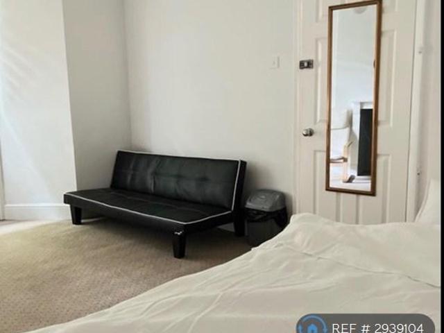 1 bedroom terraced house to rent