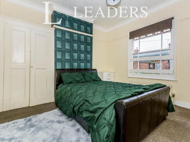 1 bedroom terraced house to rent