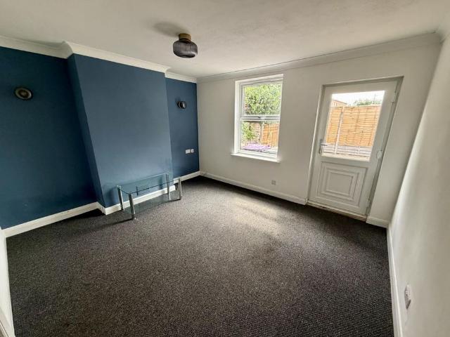 1 bedroom terraced house to rent