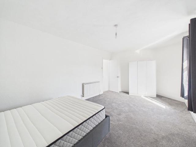 1 bedroom terraced house to rent