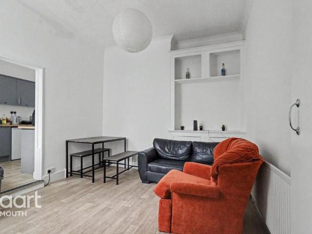 1 bedroom terraced house to rent