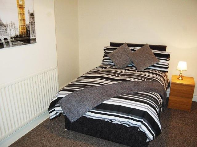 1 bedroom terraced house to rent