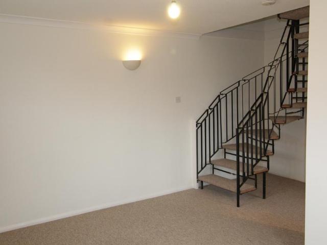 1 bedroom terraced house to rent