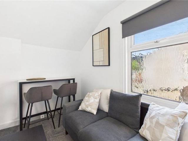1 bedroom terraced house to rent
