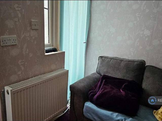 1 bedroom terraced house to rent