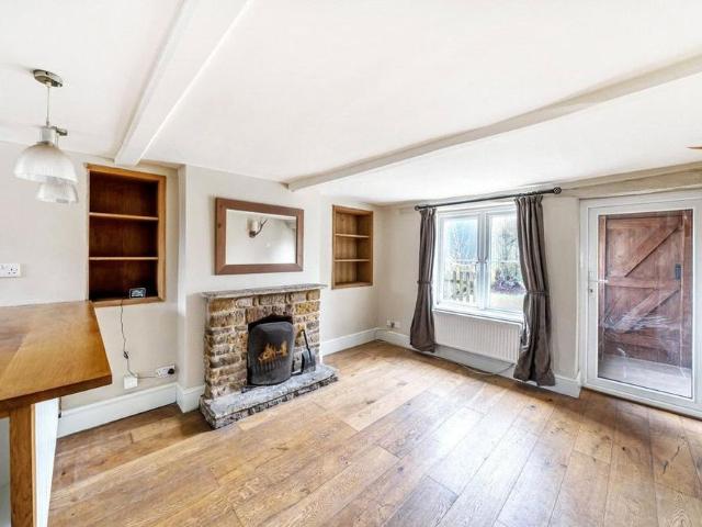 1 bedroom terraced house to rent