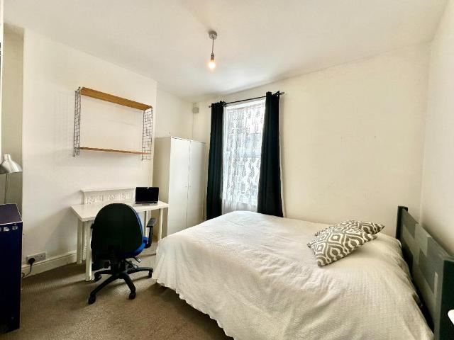 1 bedroom terraced house to rent