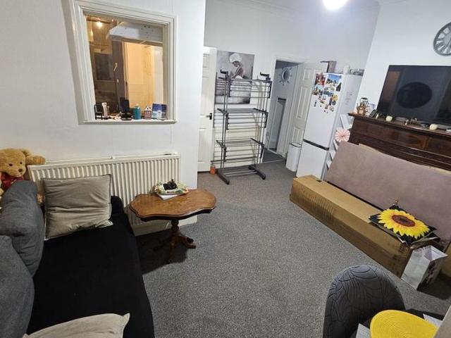 1 bedroom terraced house to rent