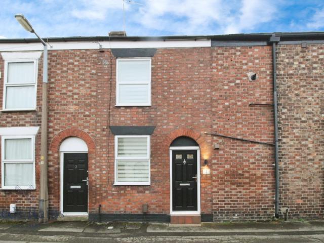 1 bedroom terraced house to rent