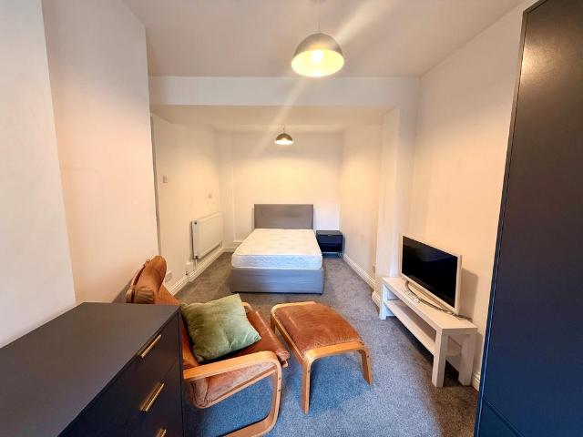 1 bedroom terraced house to rent
