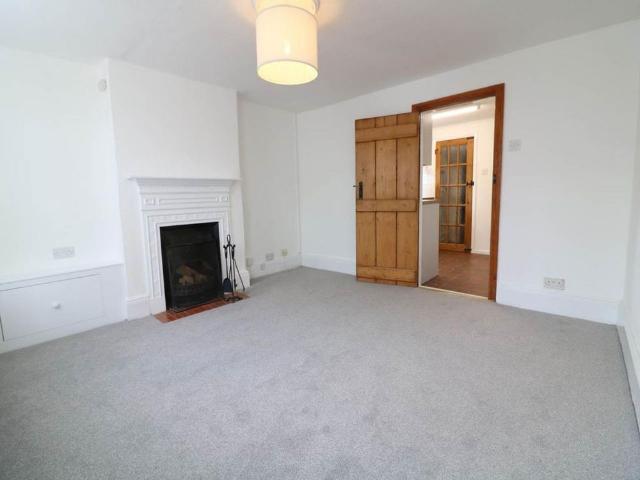 1 bedroom terraced house to rent