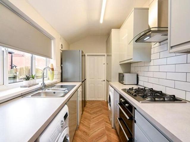 1 Bedroom Terraced House To Rent In Turney Street, Nottingham, NG2
